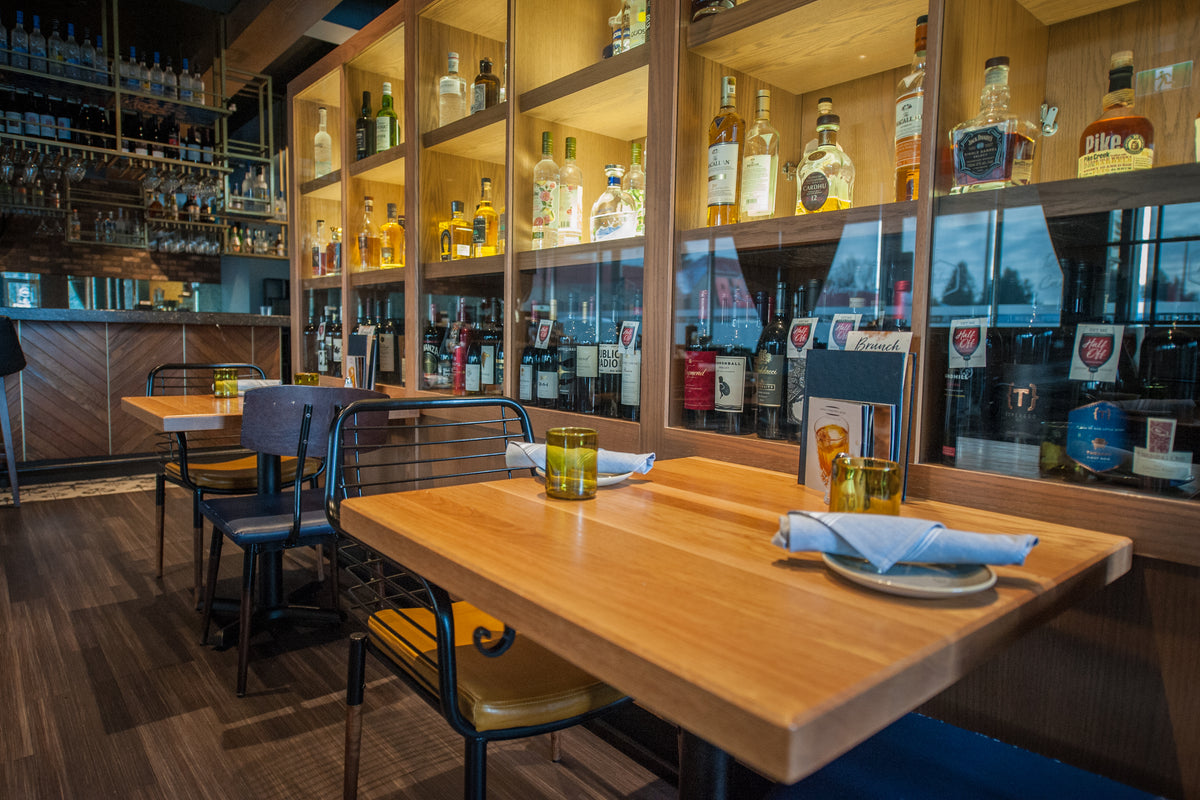 Crated Commercial Restaurant Tables – Cariboublock